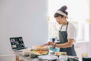 How To Host A Cooking Class: The Ultimate Guide For Chefs