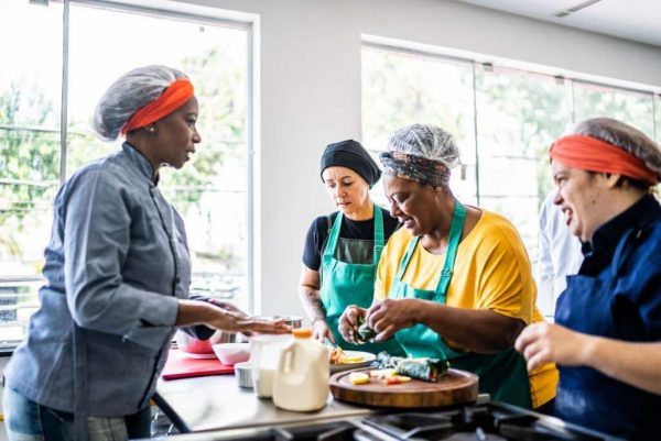 How To Host A Cooking Class: The Ultimate Guide For Chefs